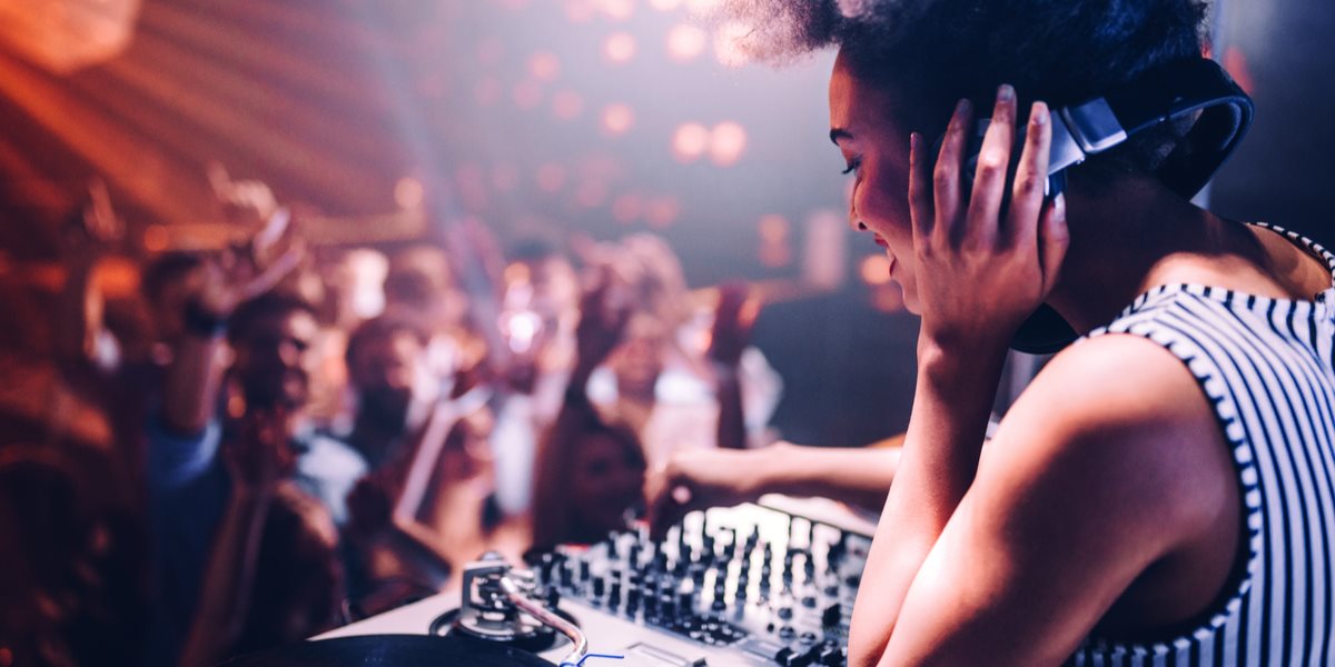 Women Musicians | Advice & Resources | Musicians' Union | The MU